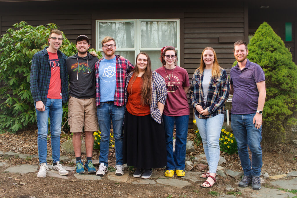 AGAPE Internships | Spruce Lake Retreat